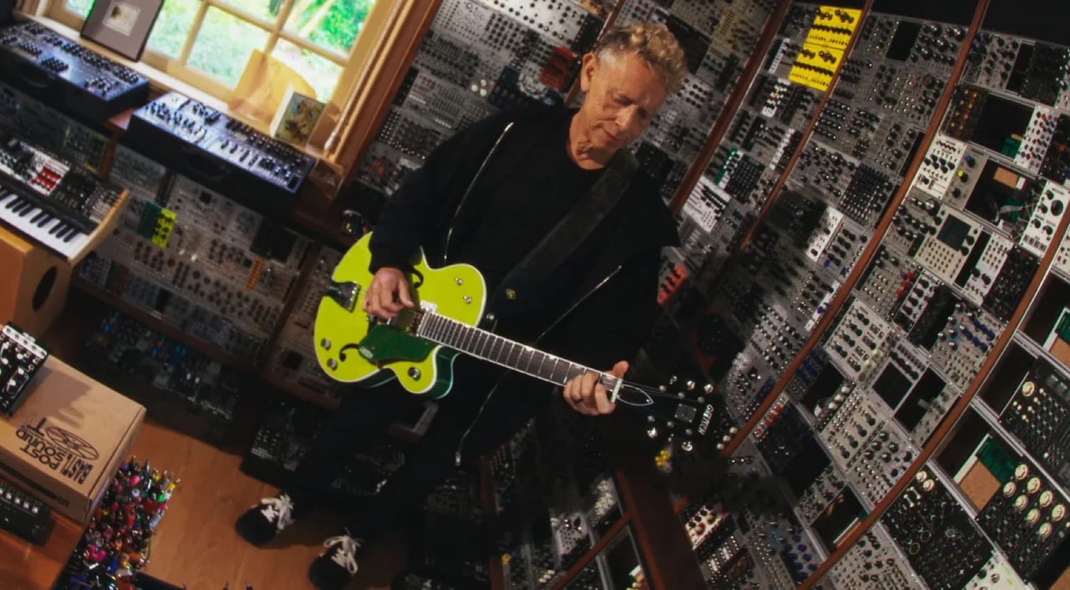 Depeche Mode's Martin Gore Unveils Limited Edition Gretsch G6618-MG ...